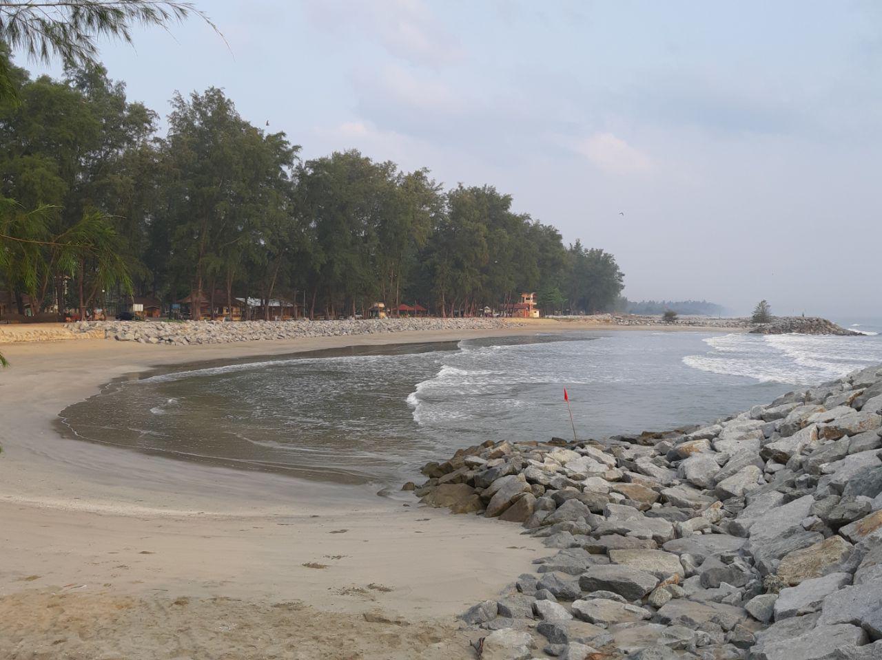 TEMPAT MENARIK DI BACHOK : PANTAI IRAMA BACHOK