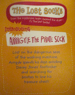 GiftLOVE: Fabulous Friday Finds: Sock puppet birthday cards!