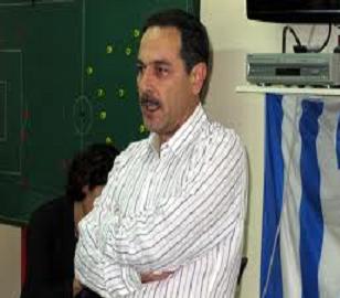 "ΔΟΥΡΟ ΕΙΣΑΙ ΣΤΑΜΠΑΡΙΣΜΕΝΟΣ..." - Greenarea13