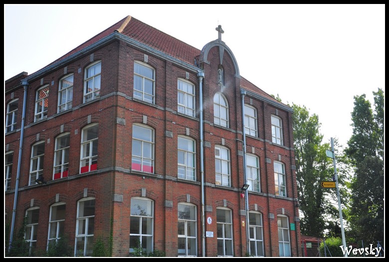 Wevskys Exploration Stuff: Hereson School/Formerly Holy Cross RC school ...