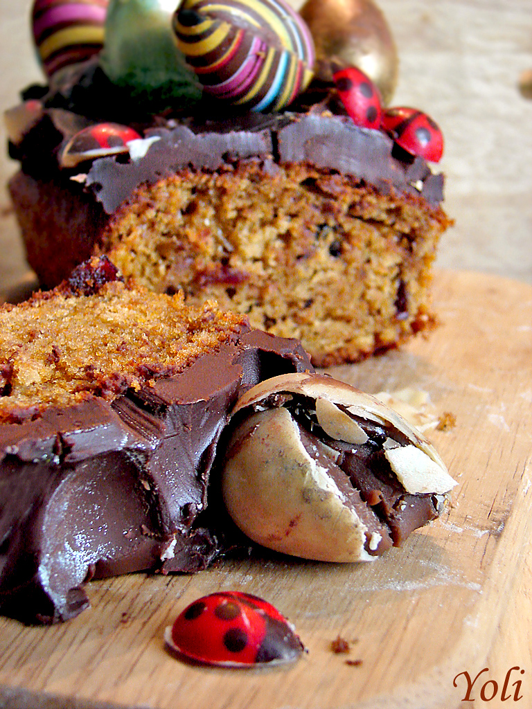 Вкусно с Йоли: Кекс с моркови и ябълки