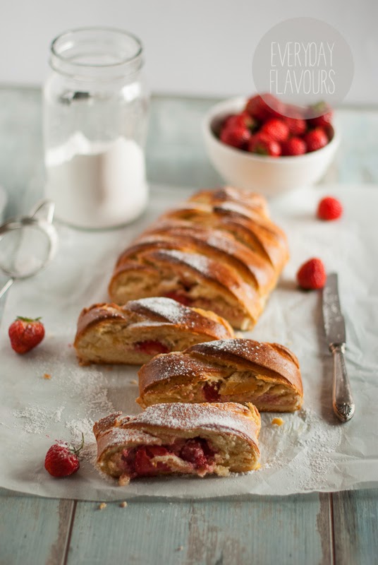 EVERYDAY FLAVOURS: STRUCLA Z SEREM I TRUSKAWKAMI.