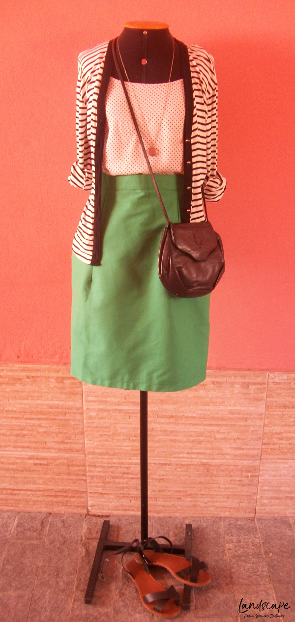 My Own Landscape Dreams: Costurinhas - saia de sarja reta