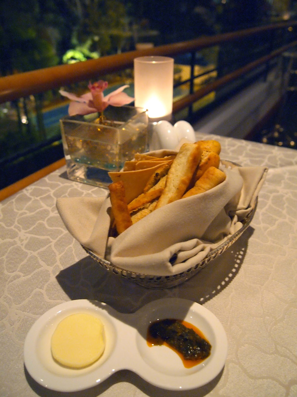 four legged foodies: Mountbatten Room, British Club