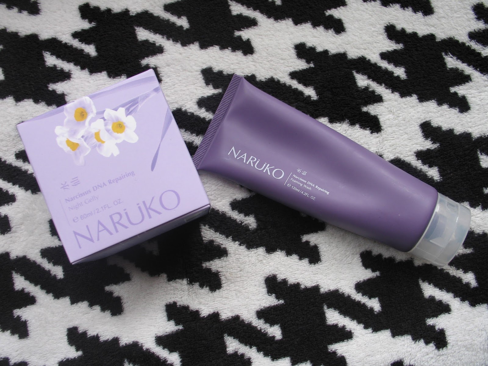 CookiesCorpse: [REVIEW] Narüko skin care products