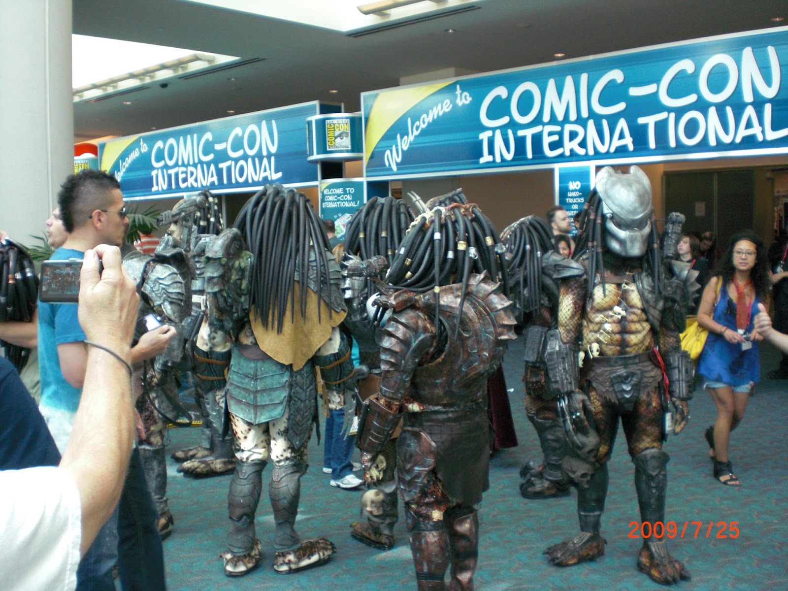 Jon's Crazy Stuff: THE CRAZY COMIC CON COUNTDOWN COMMENCES!!!