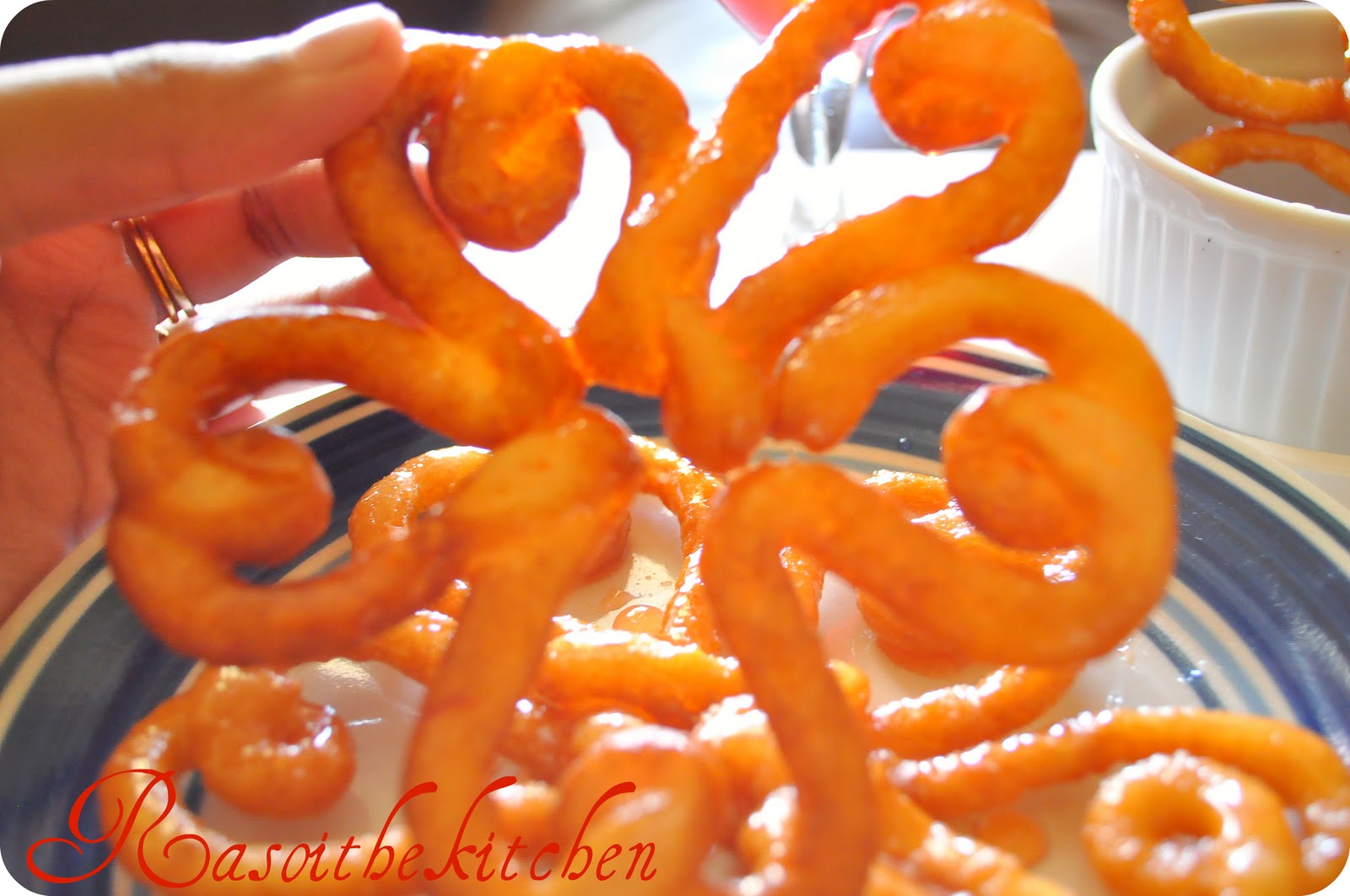 Rasoi: For all those lovely people who are in love - Jalebi