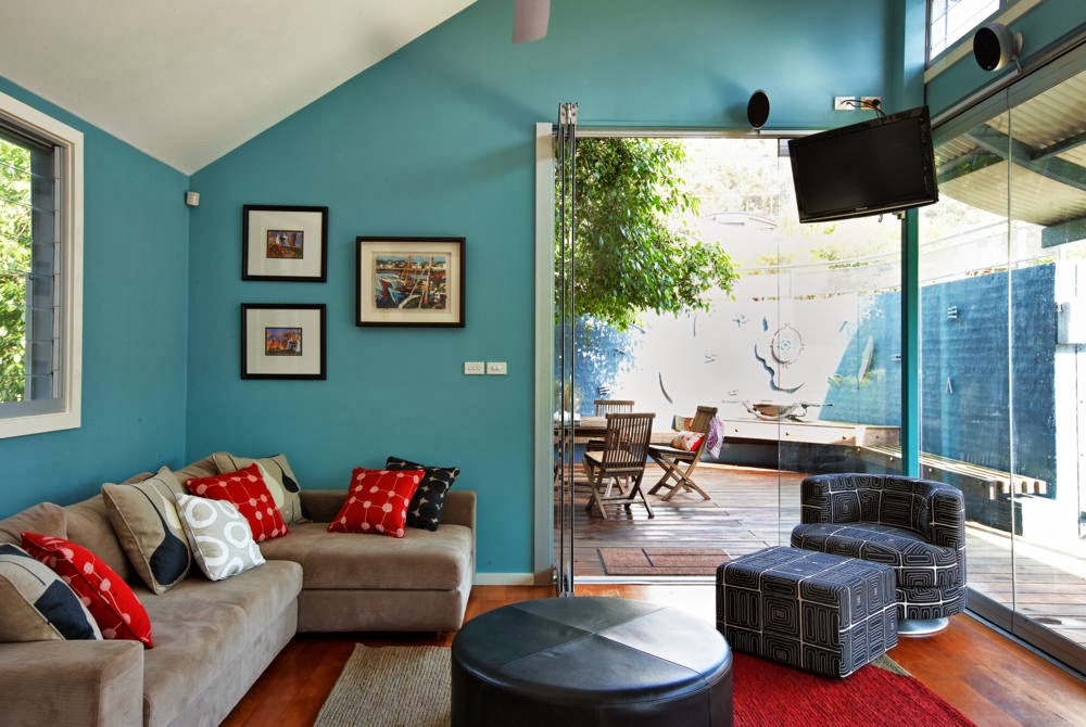 Salas de color celeste