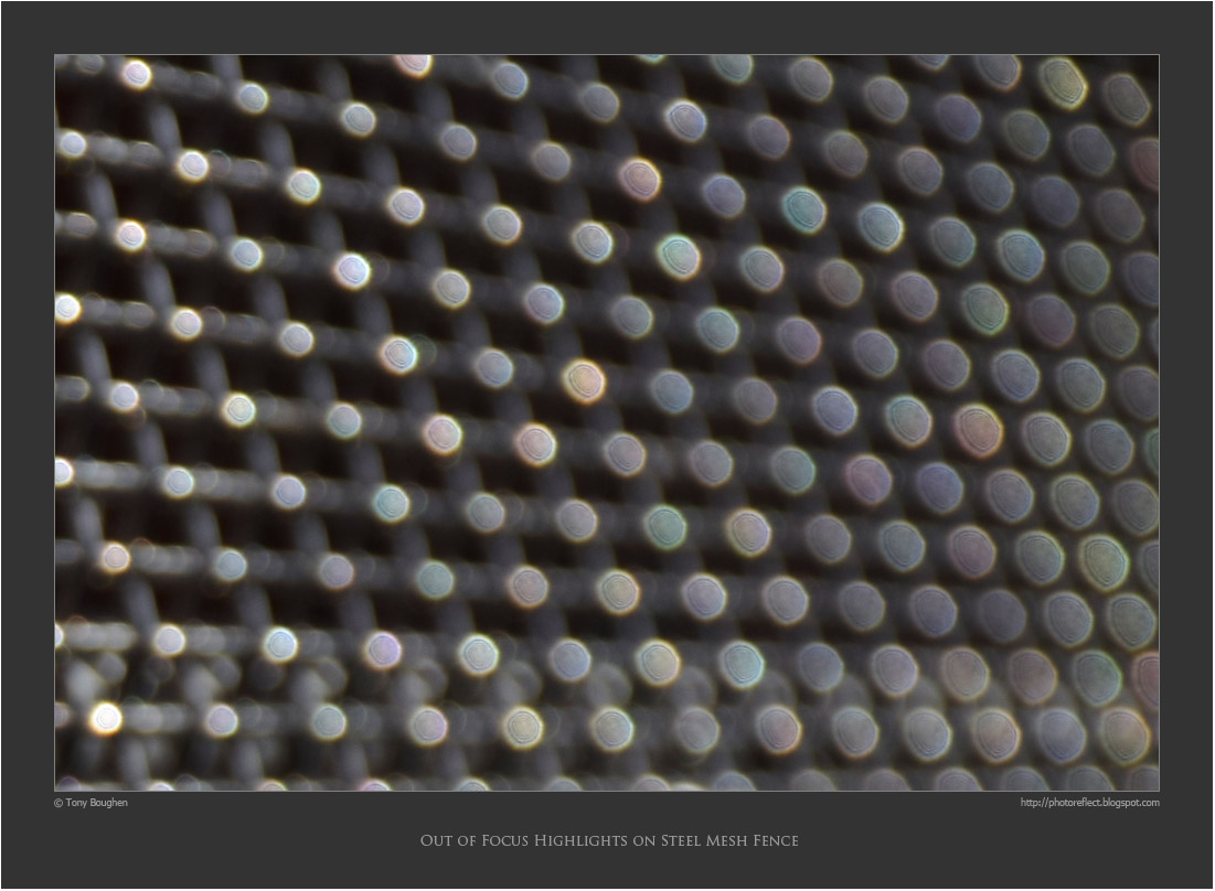 PhotoReflect: Out of focus highlights