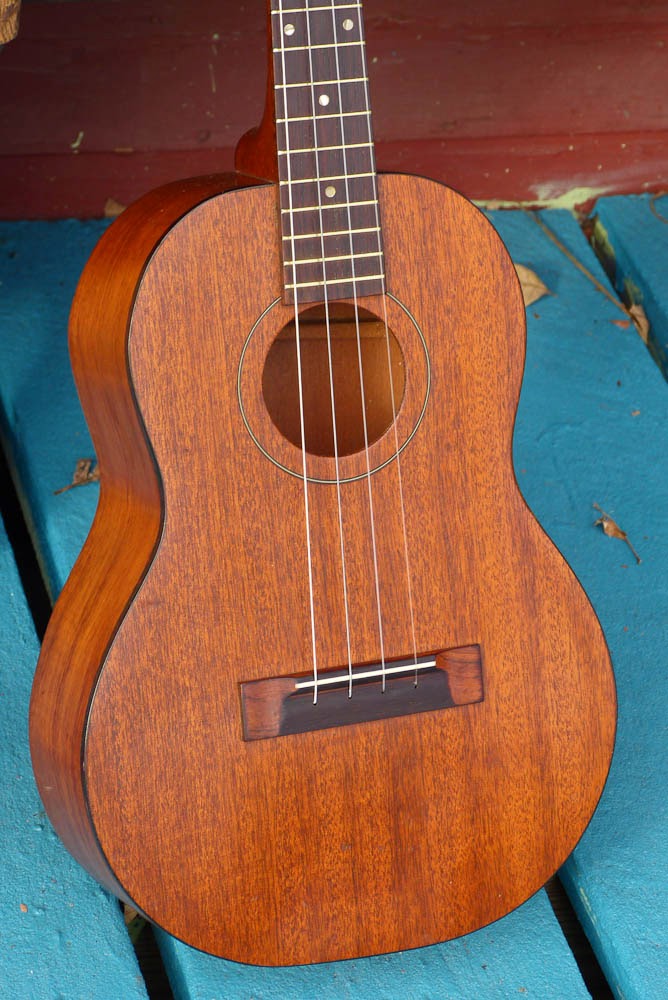 c.1950 Harmony Baritone Ukulele