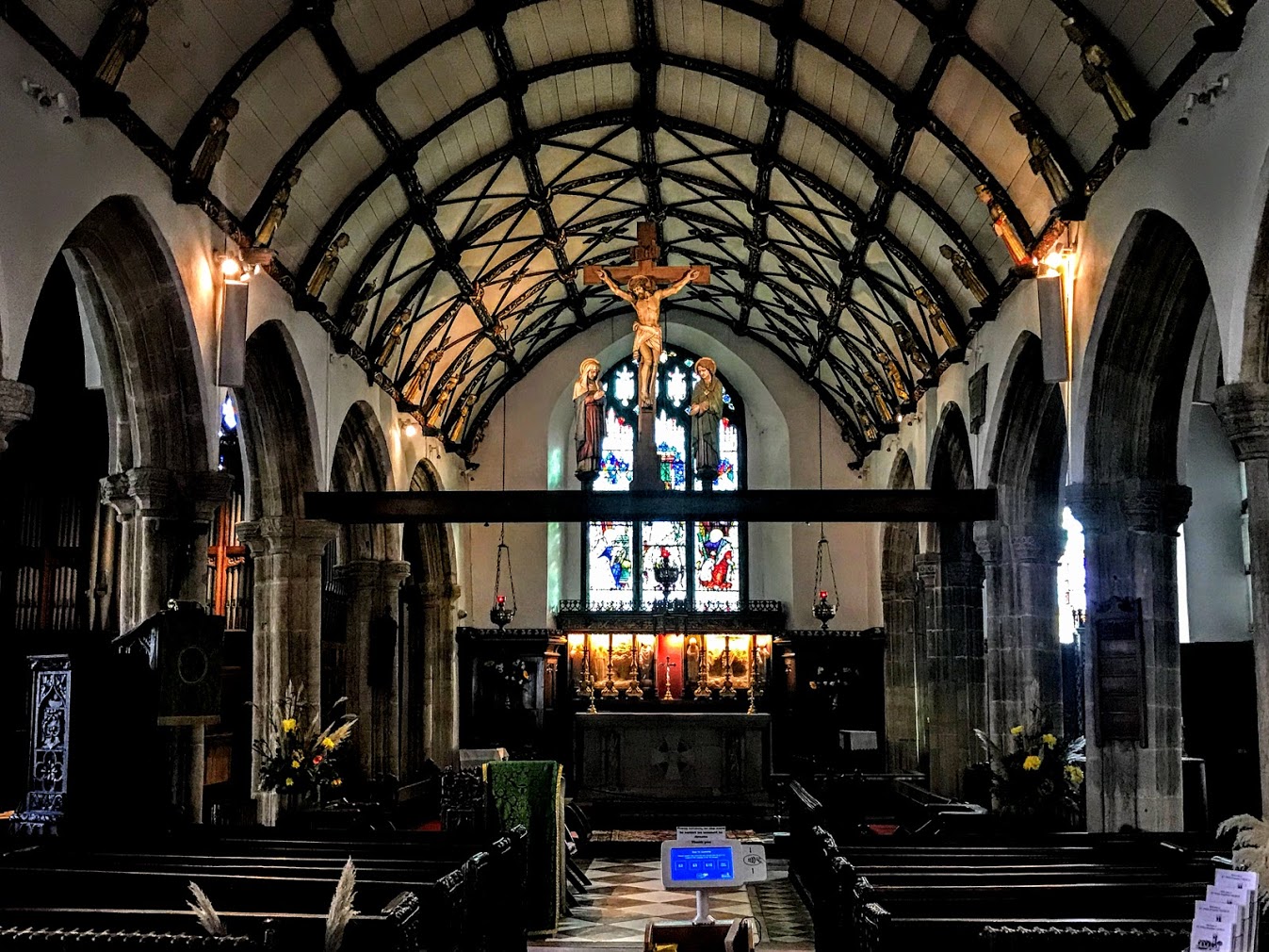 parclose screen definition - Architecture Dictionary