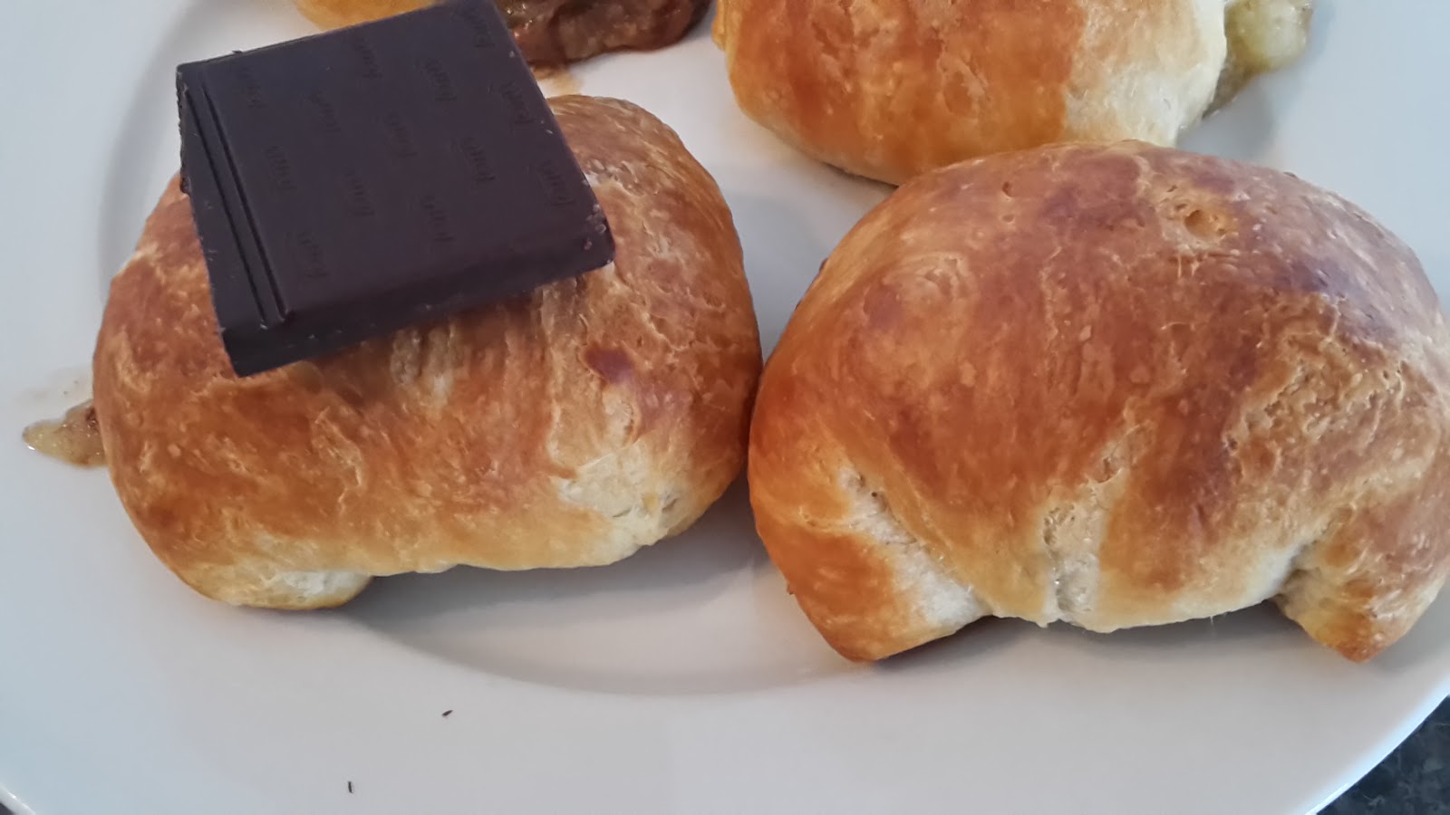 Hvad skal vi bage?: Fastelavn er mit navn, boller skal vi bage :-)