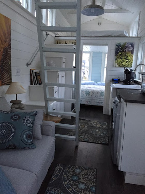 TINY HOUSE TOWN: The Seagrass Cottage 2 (350 Sq Ft)