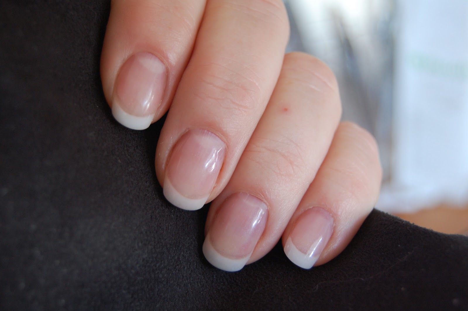 Negledamen...: Akrylnegler og Shellac!