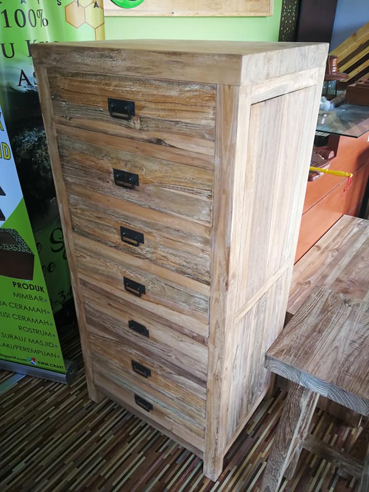 Kayu Warisan Malaysia: Perabot Kayu Jati