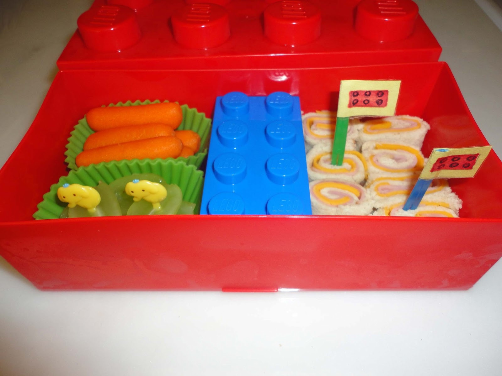 Bento School Lunches : Bento Lunch: Lego Box Lunch & Picks
