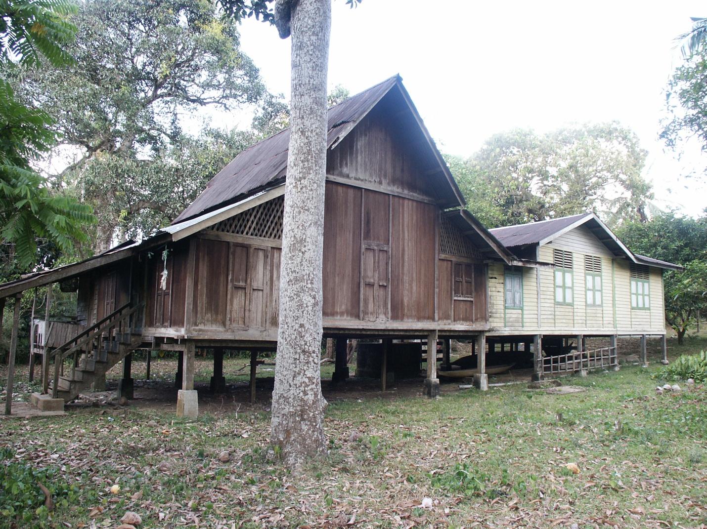 R.U.M.A.H: KAJIAN RUMAH