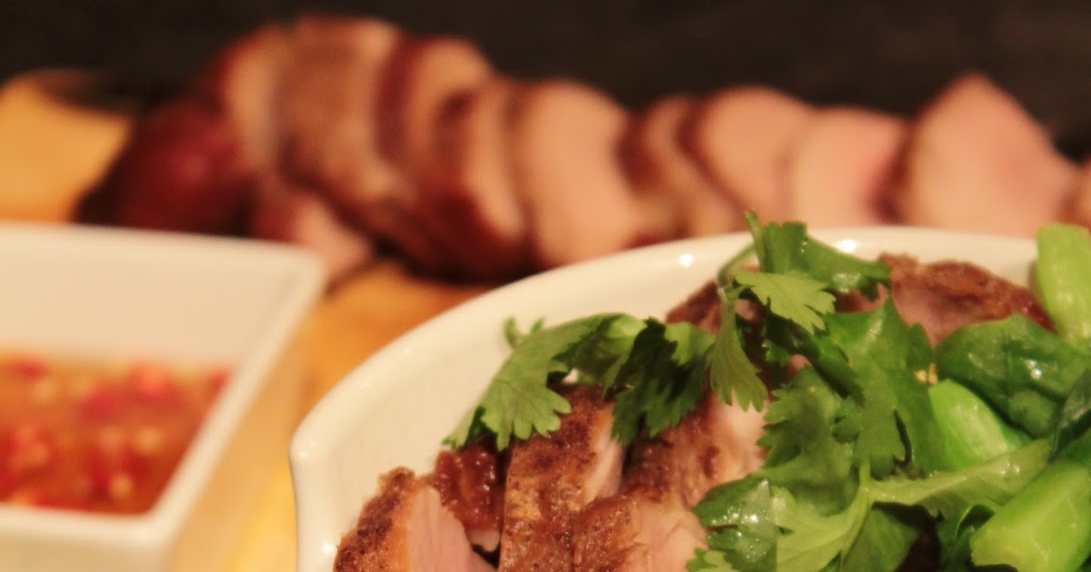 I Wish I Was in Thailand: Ba Mee Moo Daeng (Red Pork & Egg Noodles)