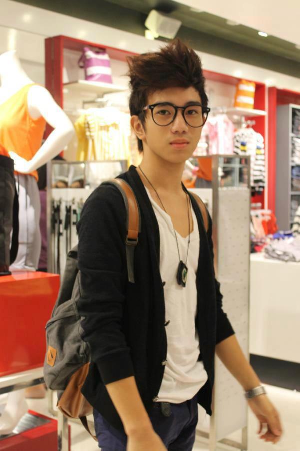 HANDSOME FACES: Young and Cute Filipino Boys