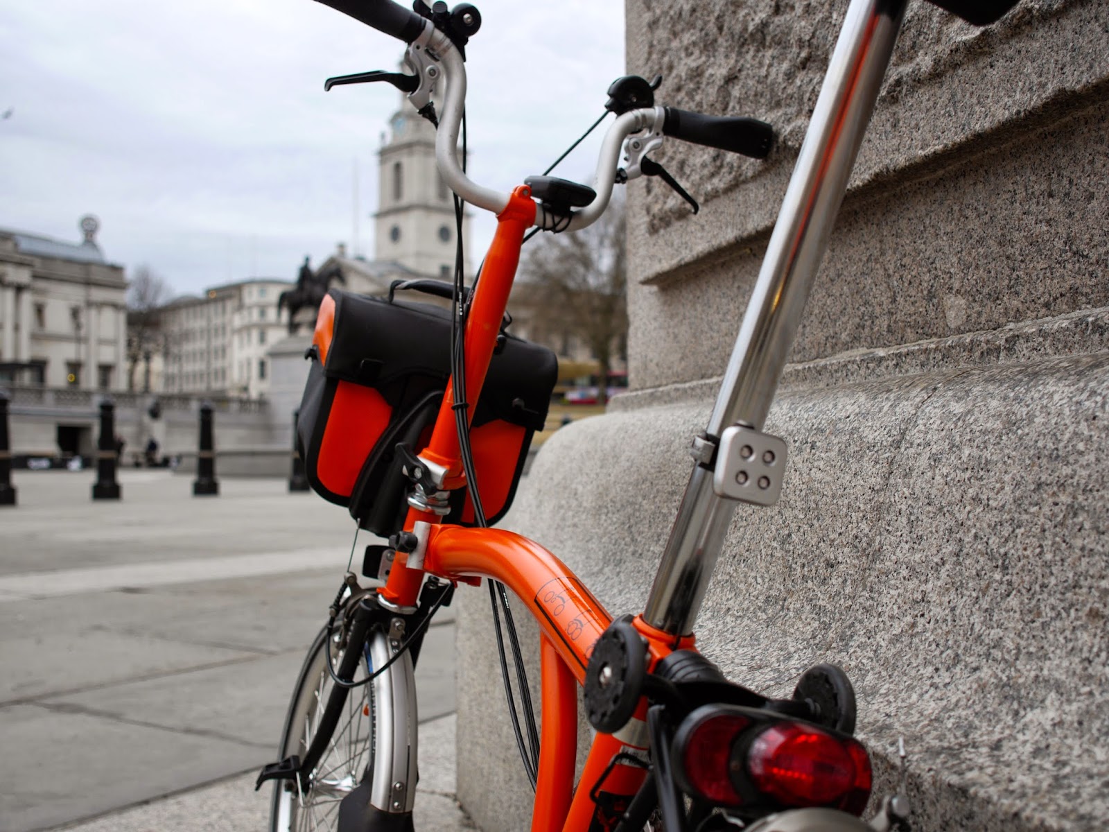 My Orange Brompton: Best Way to See London - That will be via a ...
