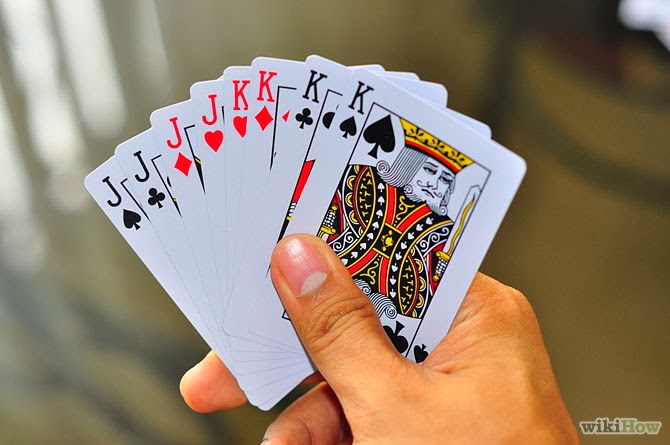 Easy card tricks: Mathematics Calculator Card Trick