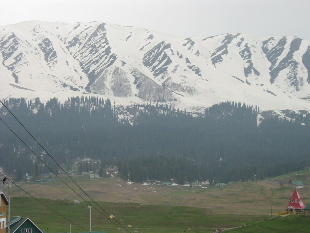 Jammu and Kashmir Tourism | Kashmir Tourism: Gulmarg Hill Station ...