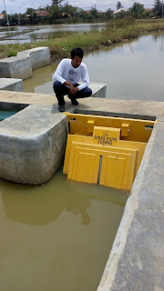 Pintu Air Otomatis | Adjienyoman Fiberglass Production