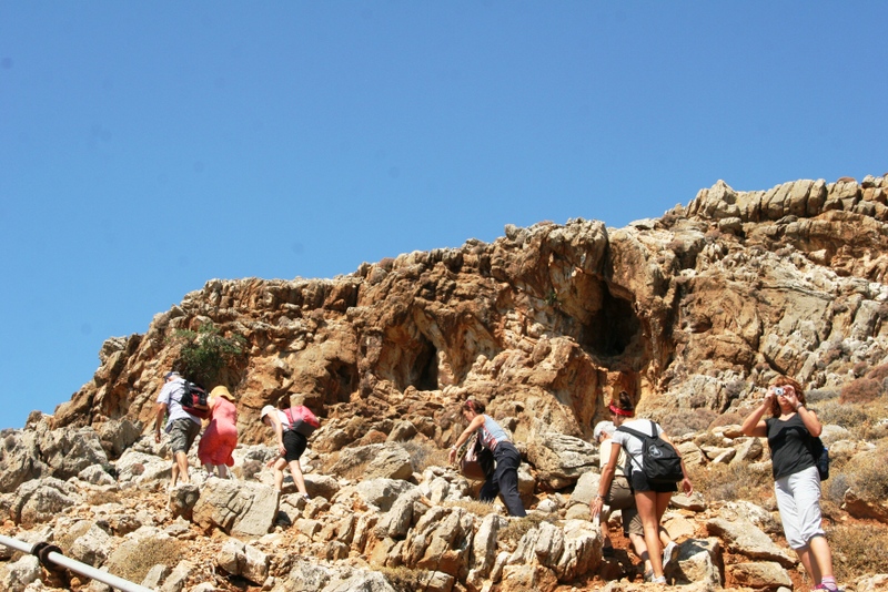 EXPLORE MOUNTAINS: ΠΕΖΟΠΟΡΙΑ ΤΣΟΥΤΣΟΥΡΑΣ - ΜΑΡΙΔΑΚΗ - ΑΓΙΟΣ ΝΙΚΗΤΑΣ