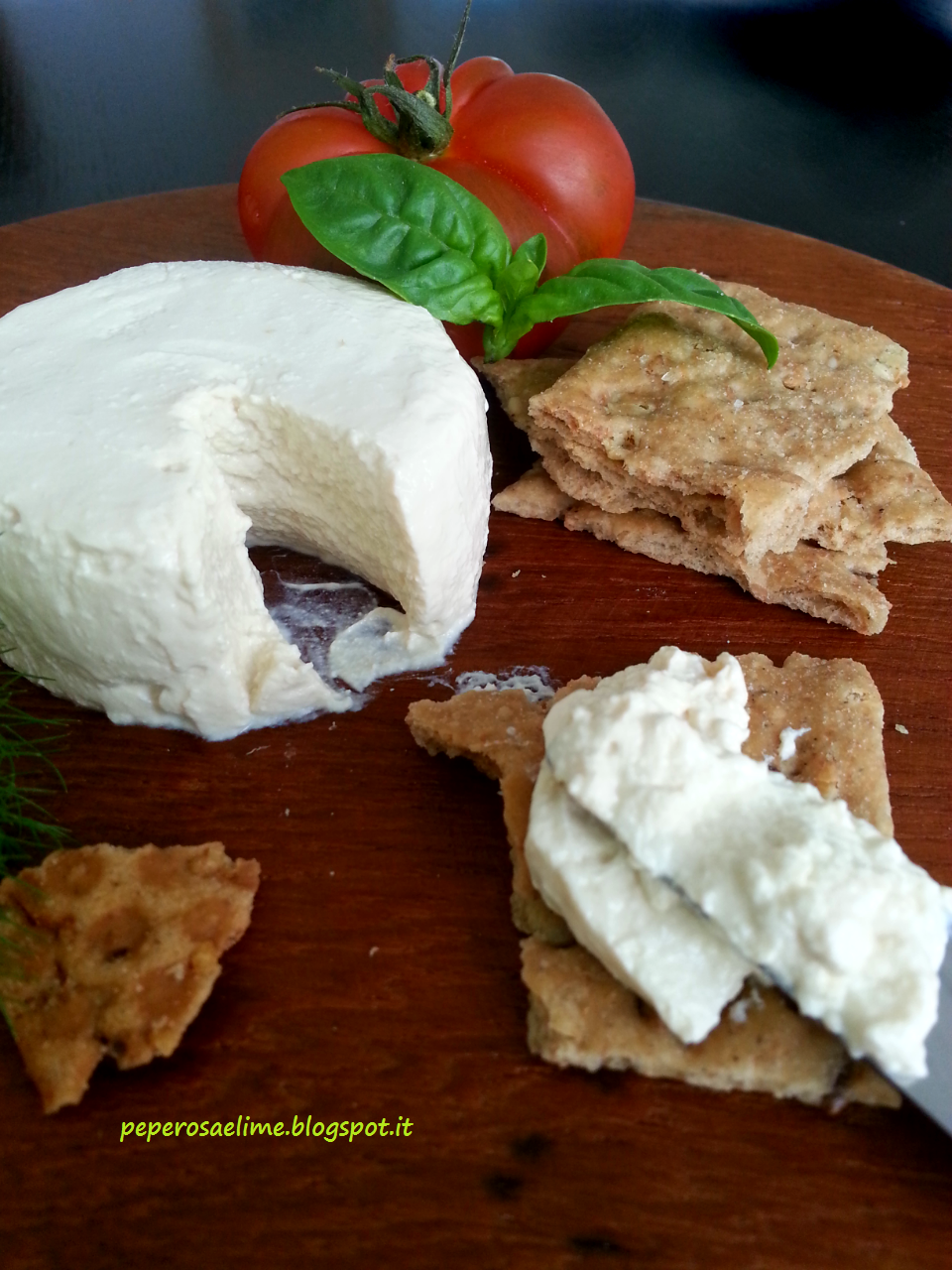 Formaggio spalmabile fermentato (metodo indiano con peduncoli di ...