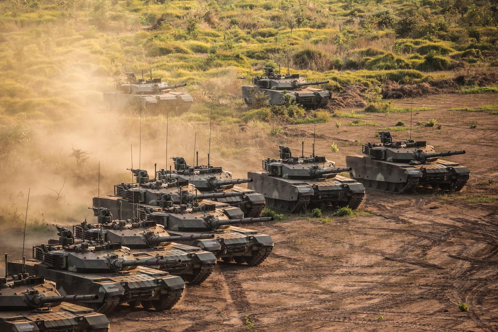 AAG_th บันทึกประจำวัน: กองทัพบกไทยรับมอบรถถังหลัก VT4 จีนใหม่ ๑๐คัน และ ...