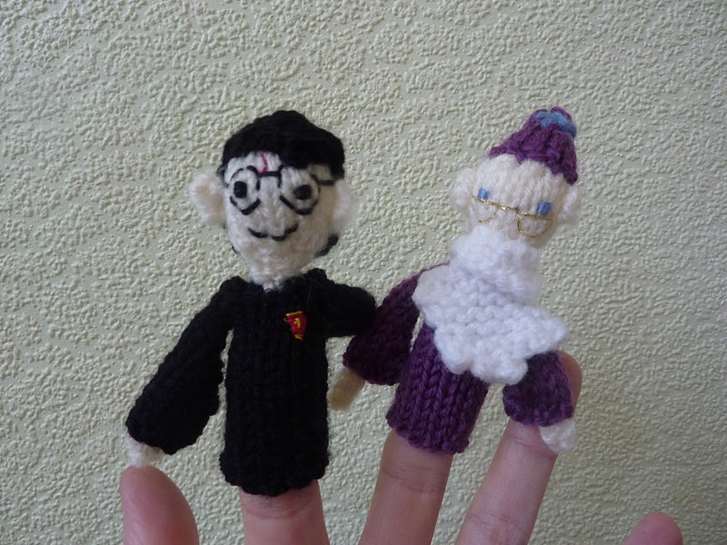 Yellow, Pink and Sparkly: Harry Potter Puppet Pals