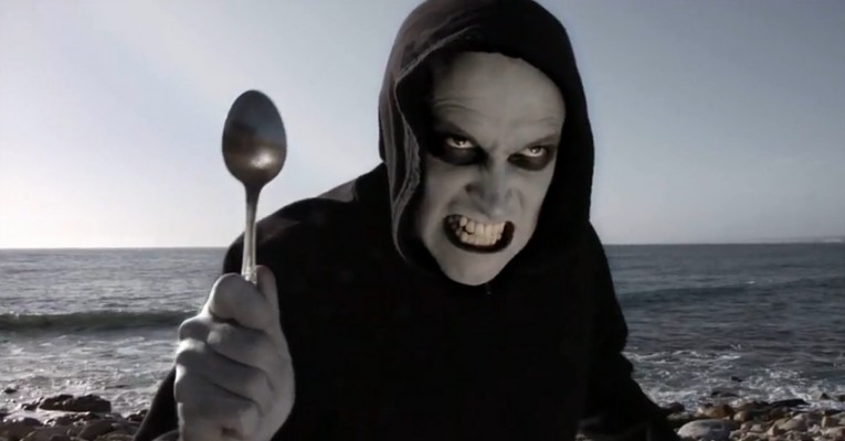 CALADOS HASTA LOS VERSOS: GRAN CINE EN FORMATO PEQUEÑO: SPOON vs SPOON