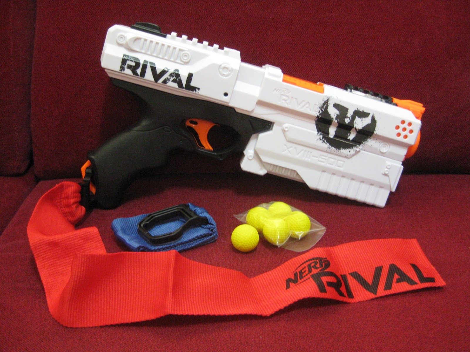 deSMOnd Collection: Hasbro Nerf "Kronos XVIII-500" Rival Series