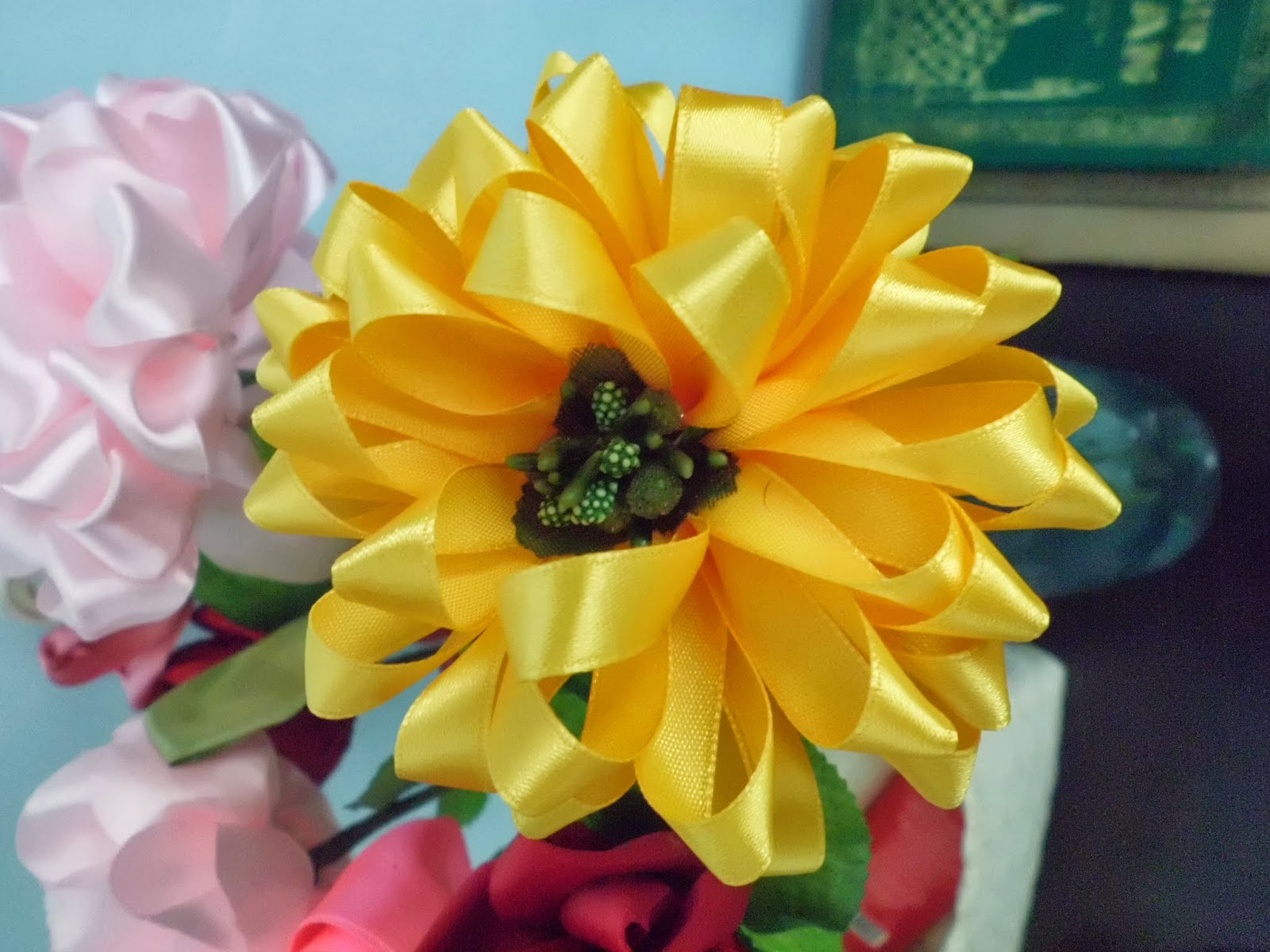 hannashaindah: Tempahan Bunga Pahar dari reben (Exclusive H/made tau)