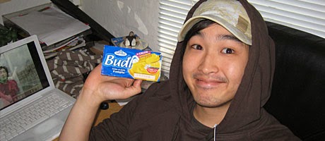 Serabi Indonesia: DANIEL BUDIMAN : DARI MTV JERMAN KE JURI RED DOT AWARD