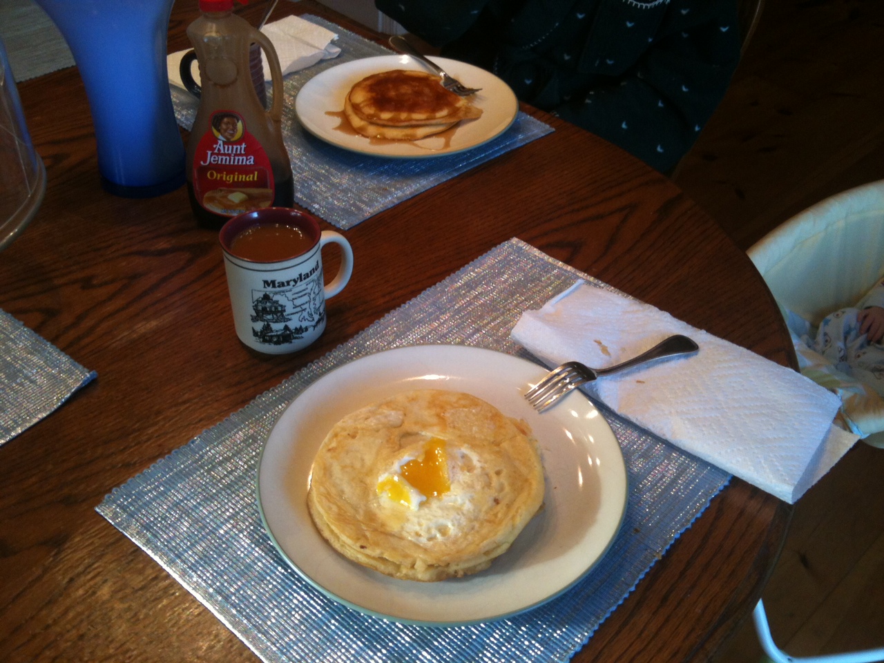 Ashford Living: Eggy Cakes: Combo Breakfast