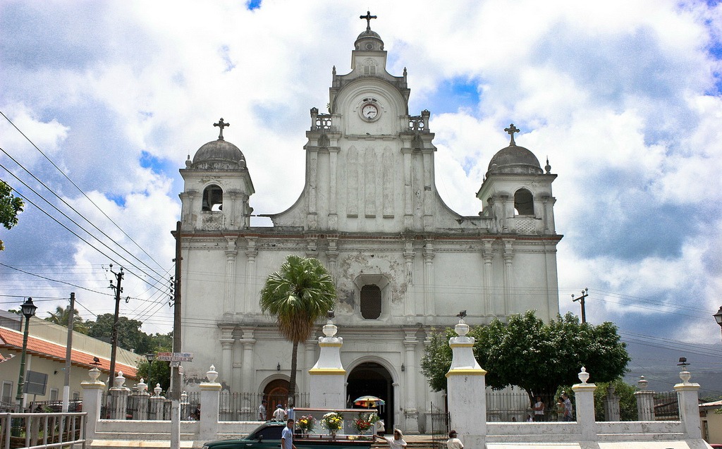 Aventura de conocimiento y cultura: Izalco