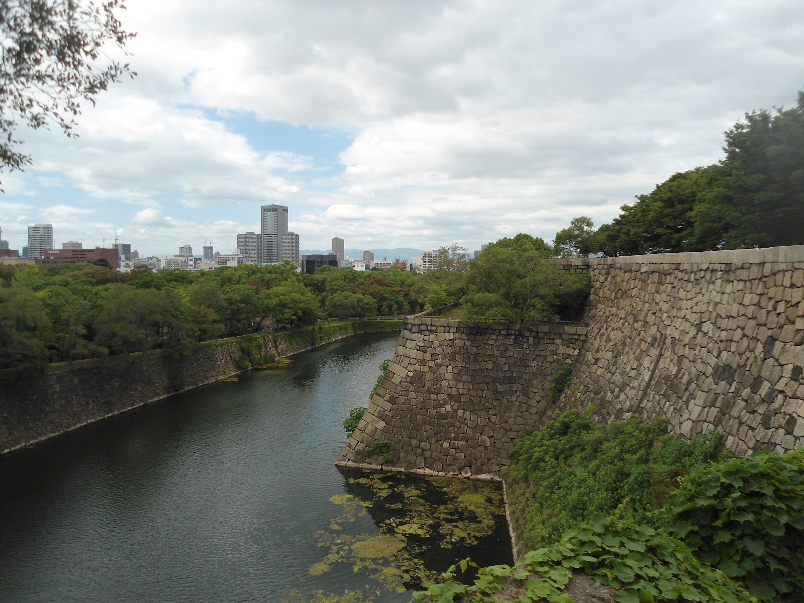 Sightseeing in Osaka Tottori Shimane Japan: ปราสาทโอซาก้า Osaka Castle