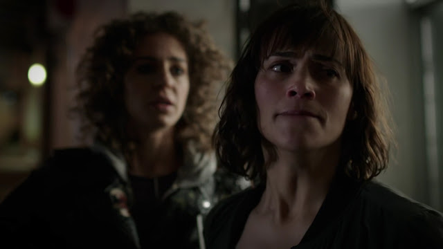 SOMEWHERE BETWEEN - Recensione 1x04 "Fate Takes a Holiday" | Lost In A ...