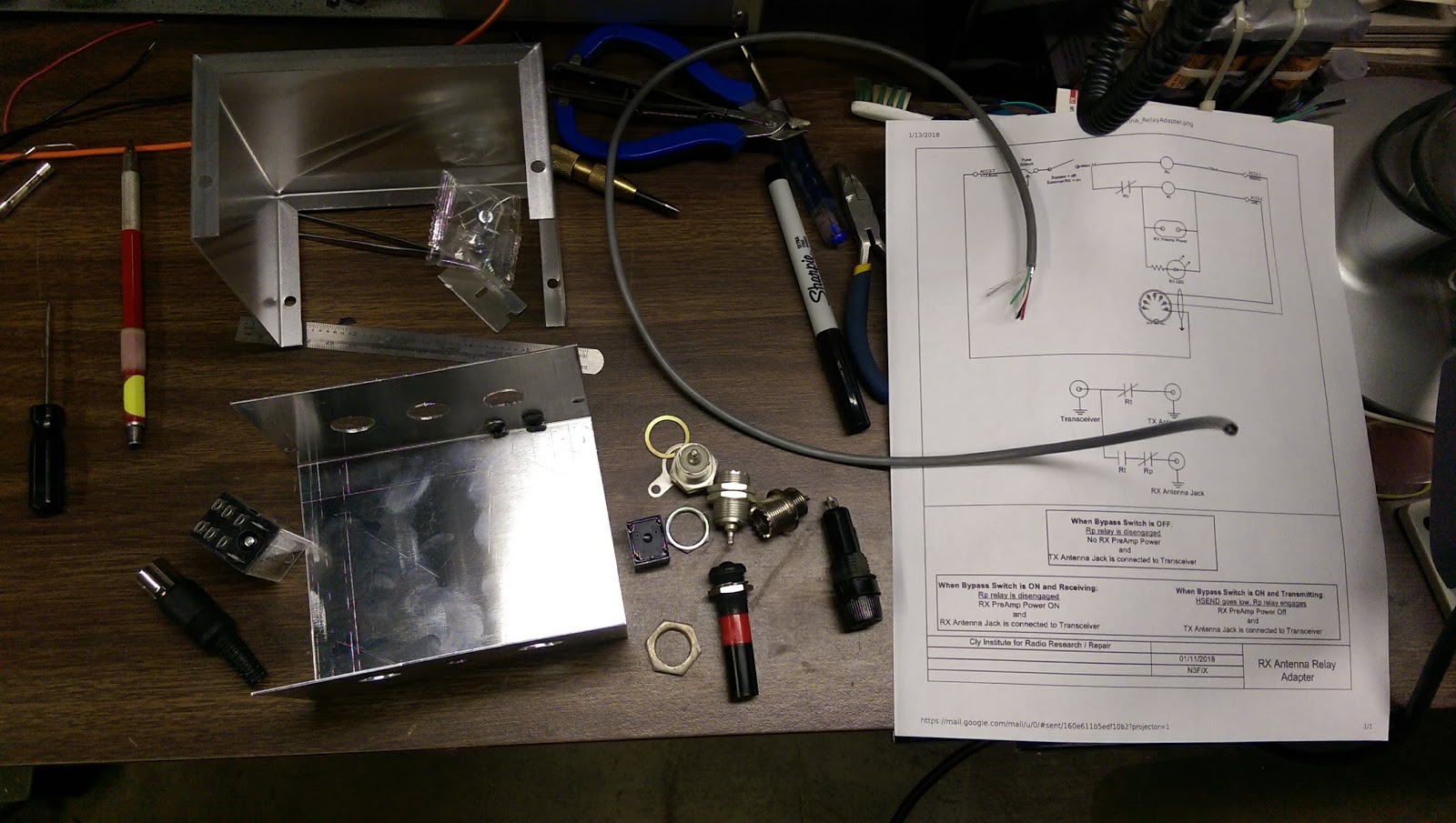 Cly Institute for Radio Research: Amateur Radio - Receive Antenna Relay Box