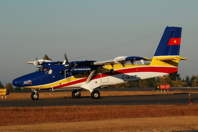 The First Twin Otter of The Vietnam People's Navy