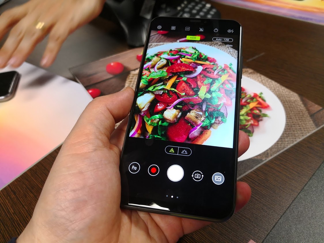 Asus apresenta ZenFone 5 com ecrã total e câmara dupla | Aberto até de ...