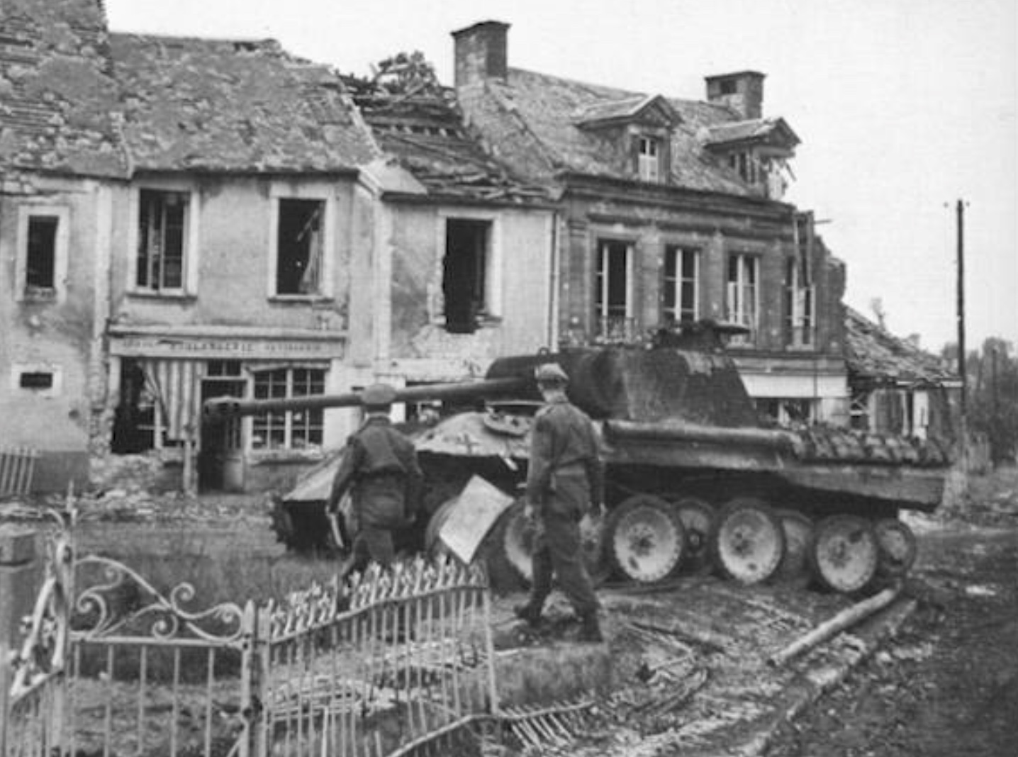 Tim's Tanks: Normandy Tour 2018 - Battle for Lingevres 14 June 1944