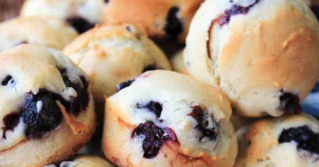 Two Bite Blueberry Muffins | The Two Bite Club