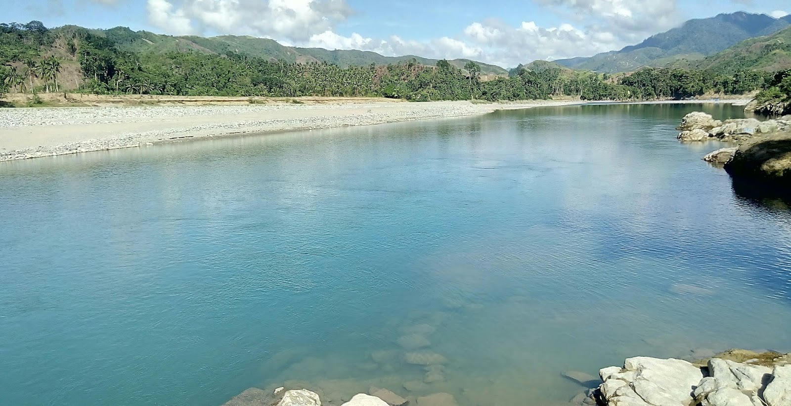GO! WITH THE FLOW OF APAYAO RIVER!: THE BEAUTY OF APAYAO RIVER