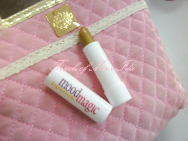 Touch Of Mizz Ida: NATURAL LOOK WITH MOOD MAGIC LIPSTICK