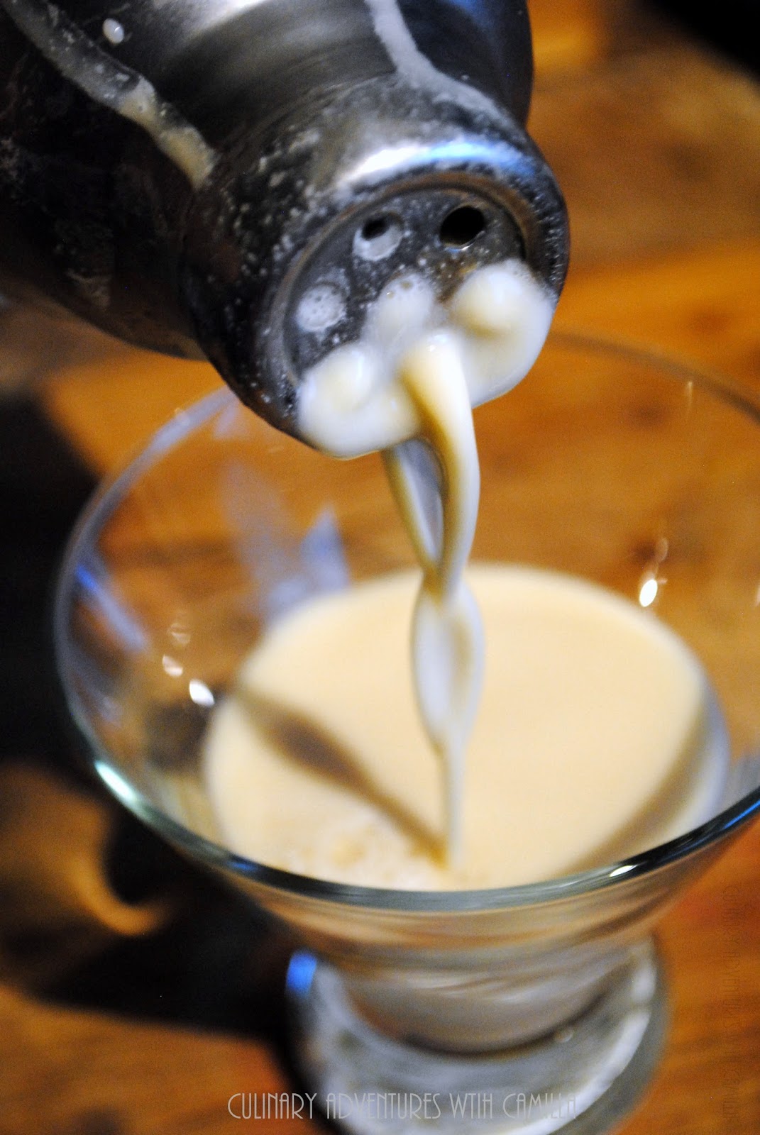 Peaches and Cream Cocktail #FantasticalFoodFight