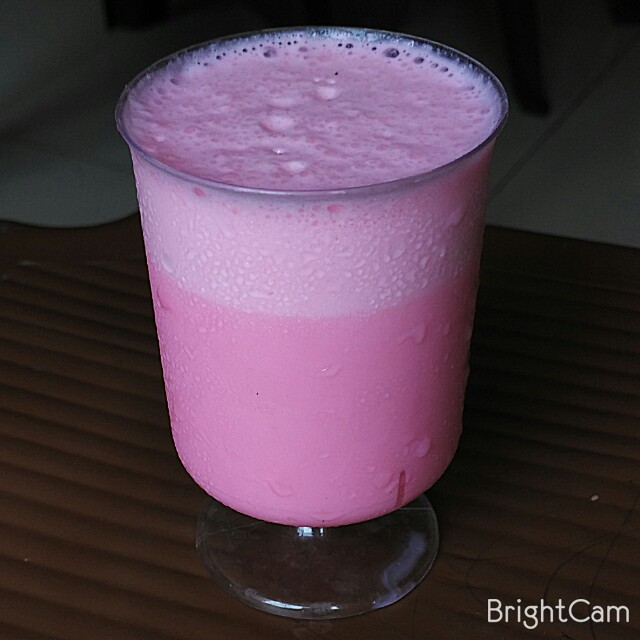 ROSE MILK SHAKE / ROSE MILK