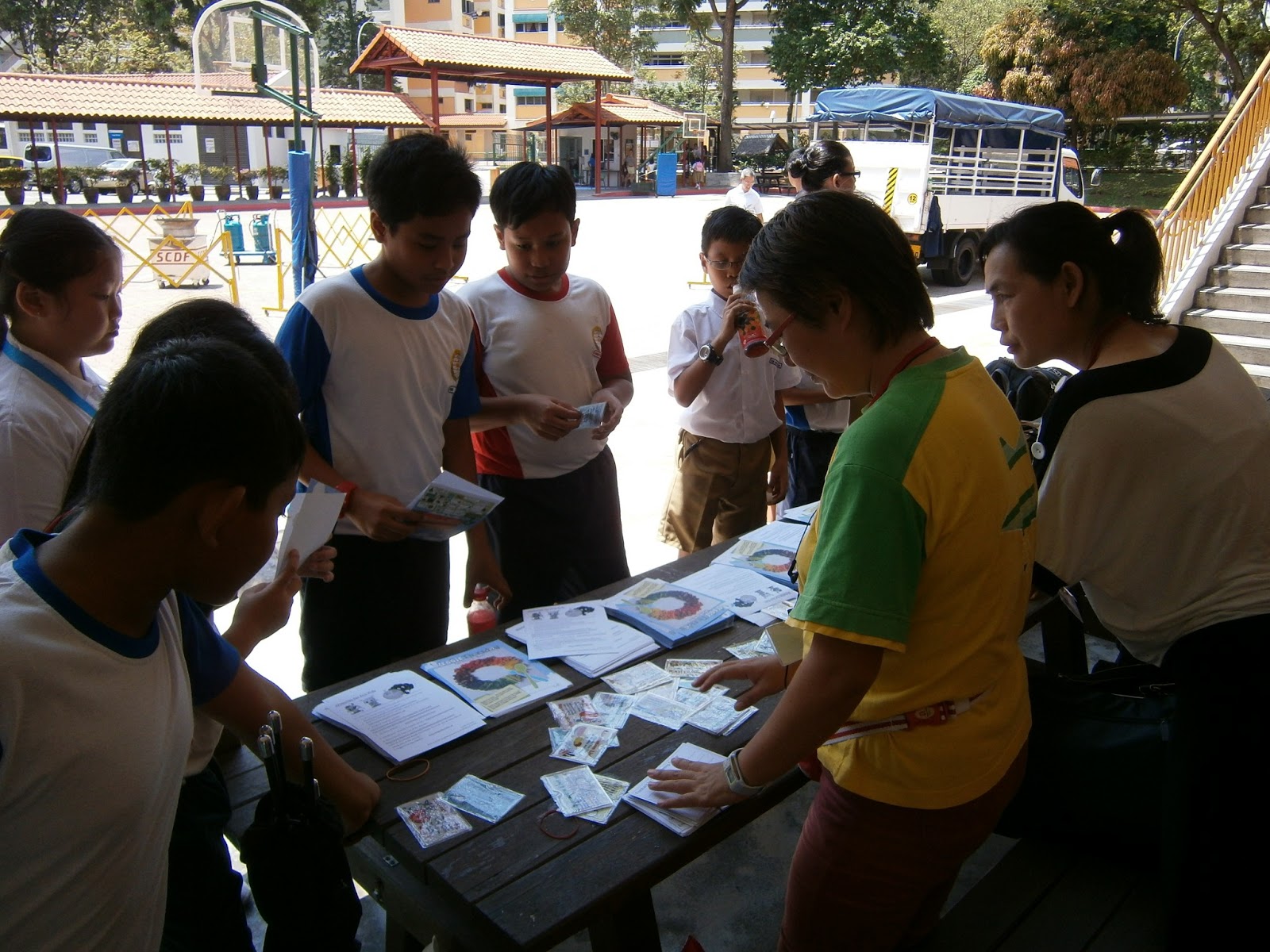 SOS Global warming: Assembly Talk & Booth @ Qi Hua Primary (22 Apr)