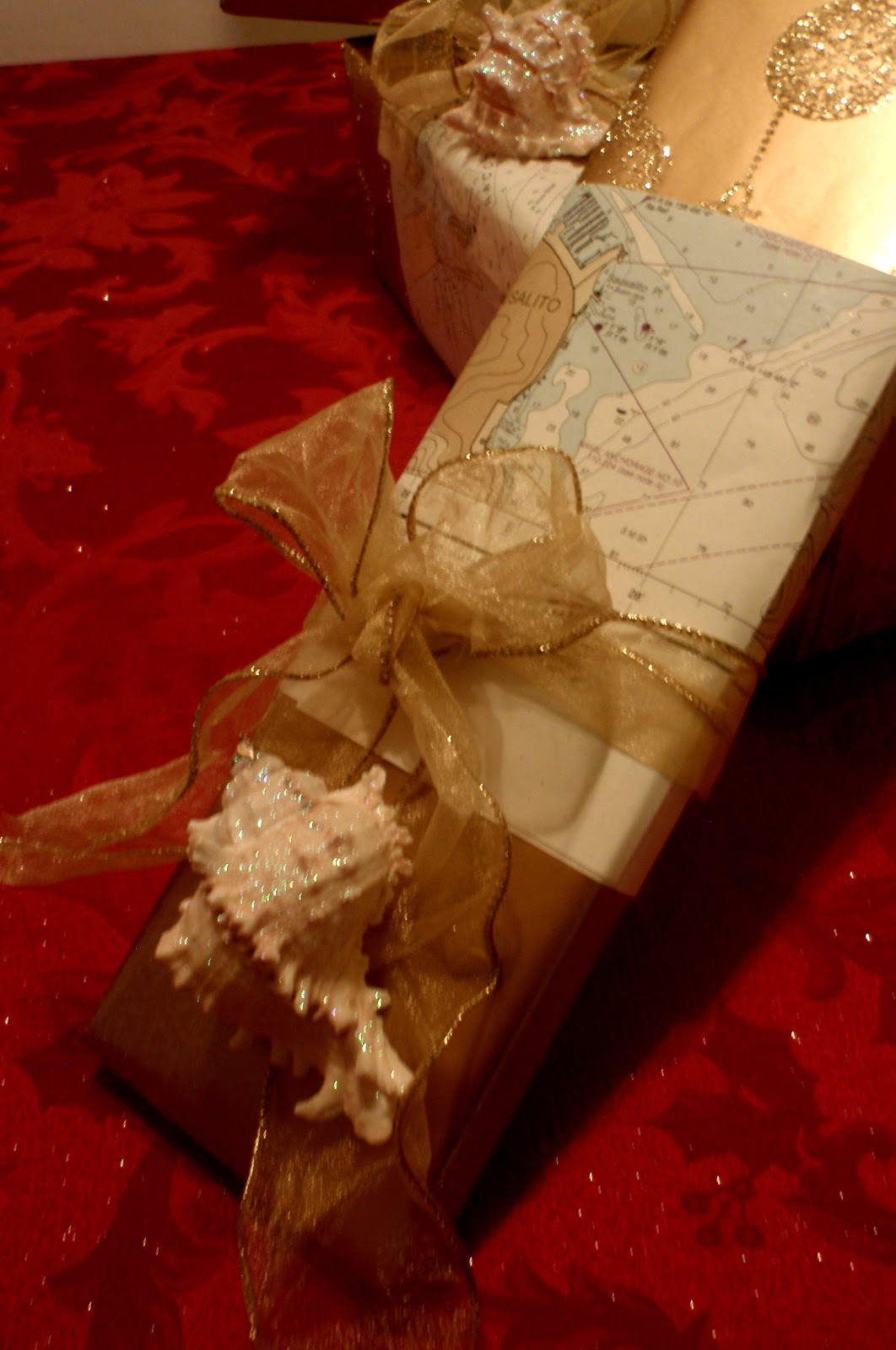 Everything Coastal: Nautical Inspired Christmas Wrapping!